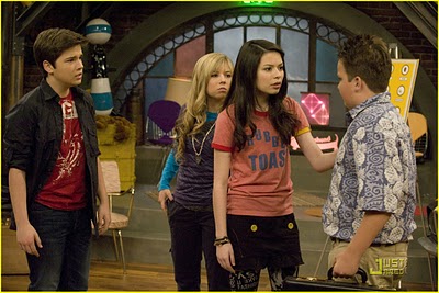 iCarly Photos: iFix a Pop Star